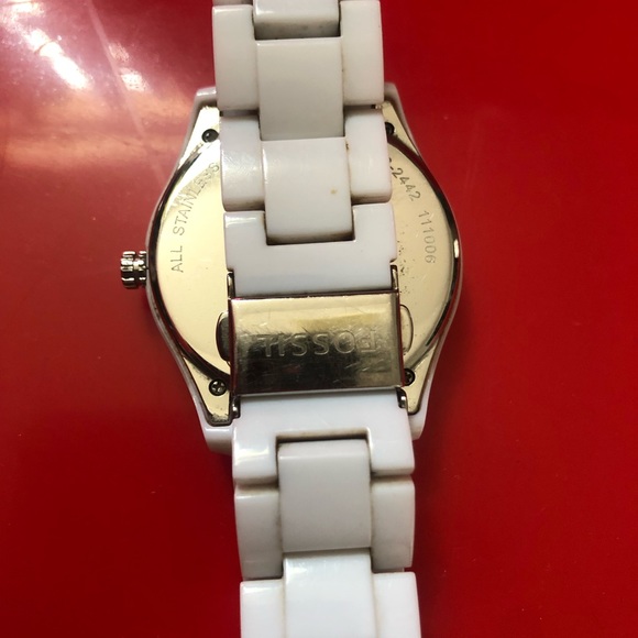 Fossil | Accessories | Fossil White Watch | Poshmark